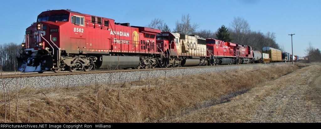 CP 8562, Soo 6007